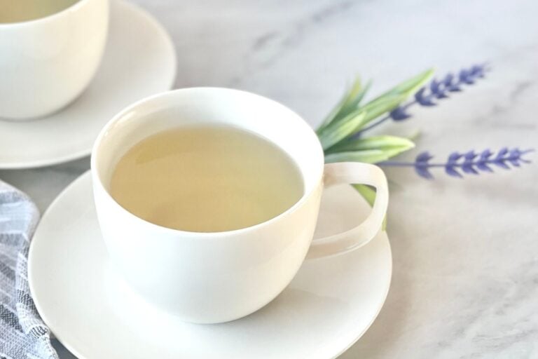 What is Lavender Tea and How to Make it Hot or Cold - Daily Tea Time