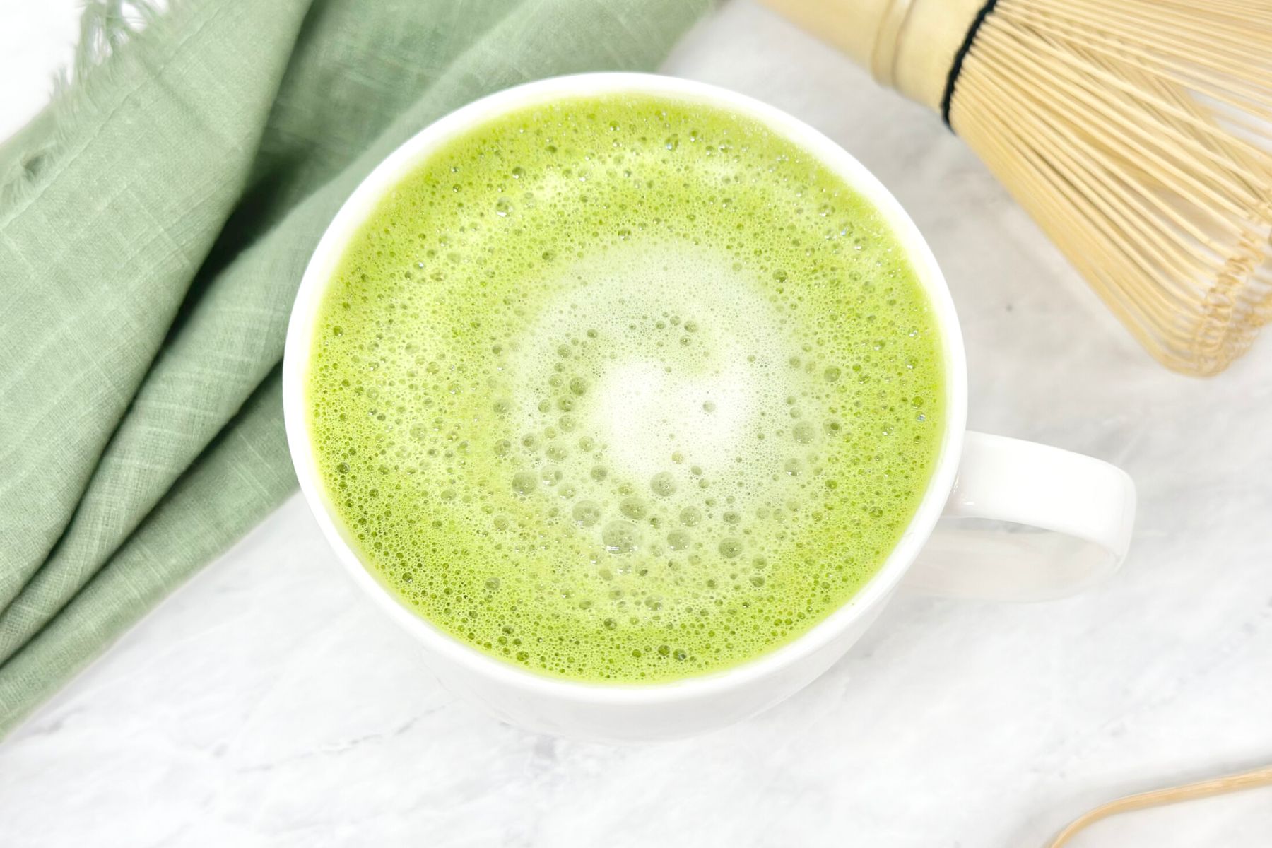 Best Milk for Matcha Latte (dairy and non-dairy) - Daily Tea Time