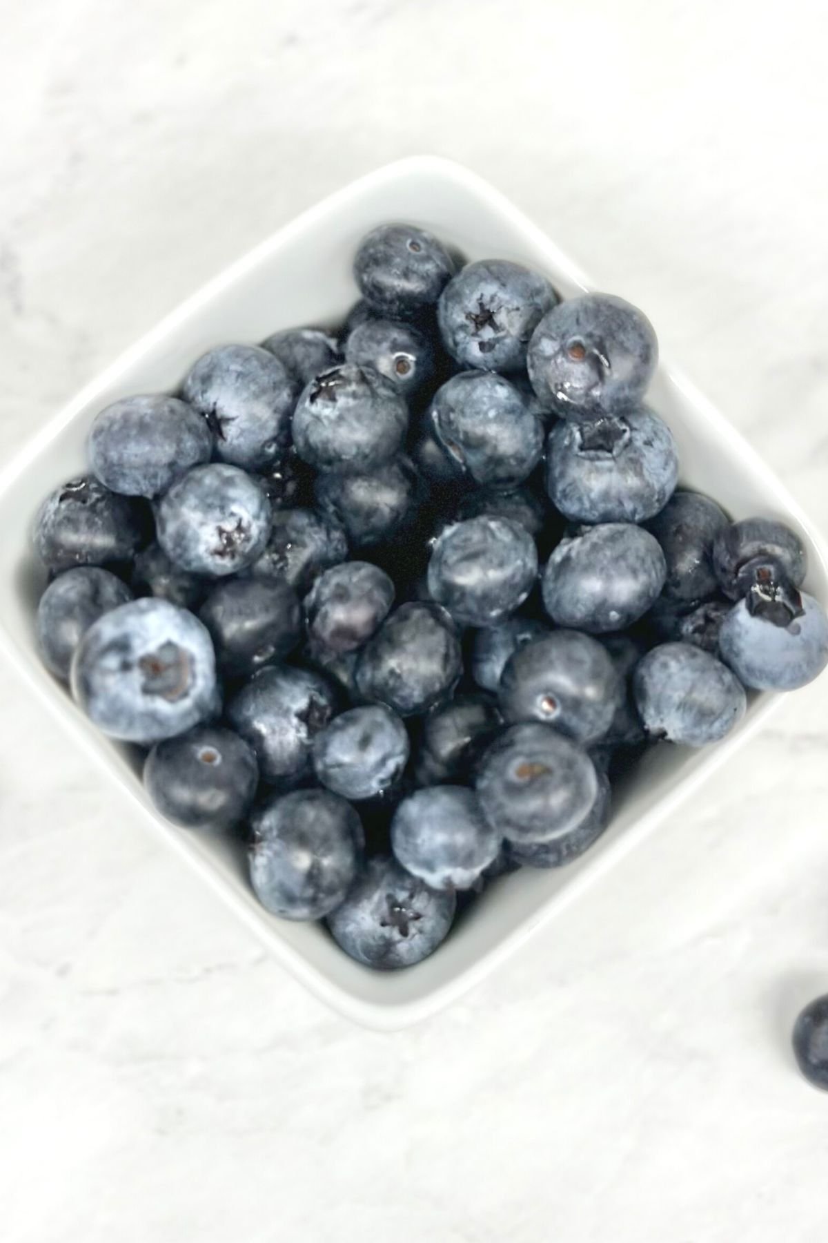 Blueberry Matcha Latte Recipe - Daily Tea Time