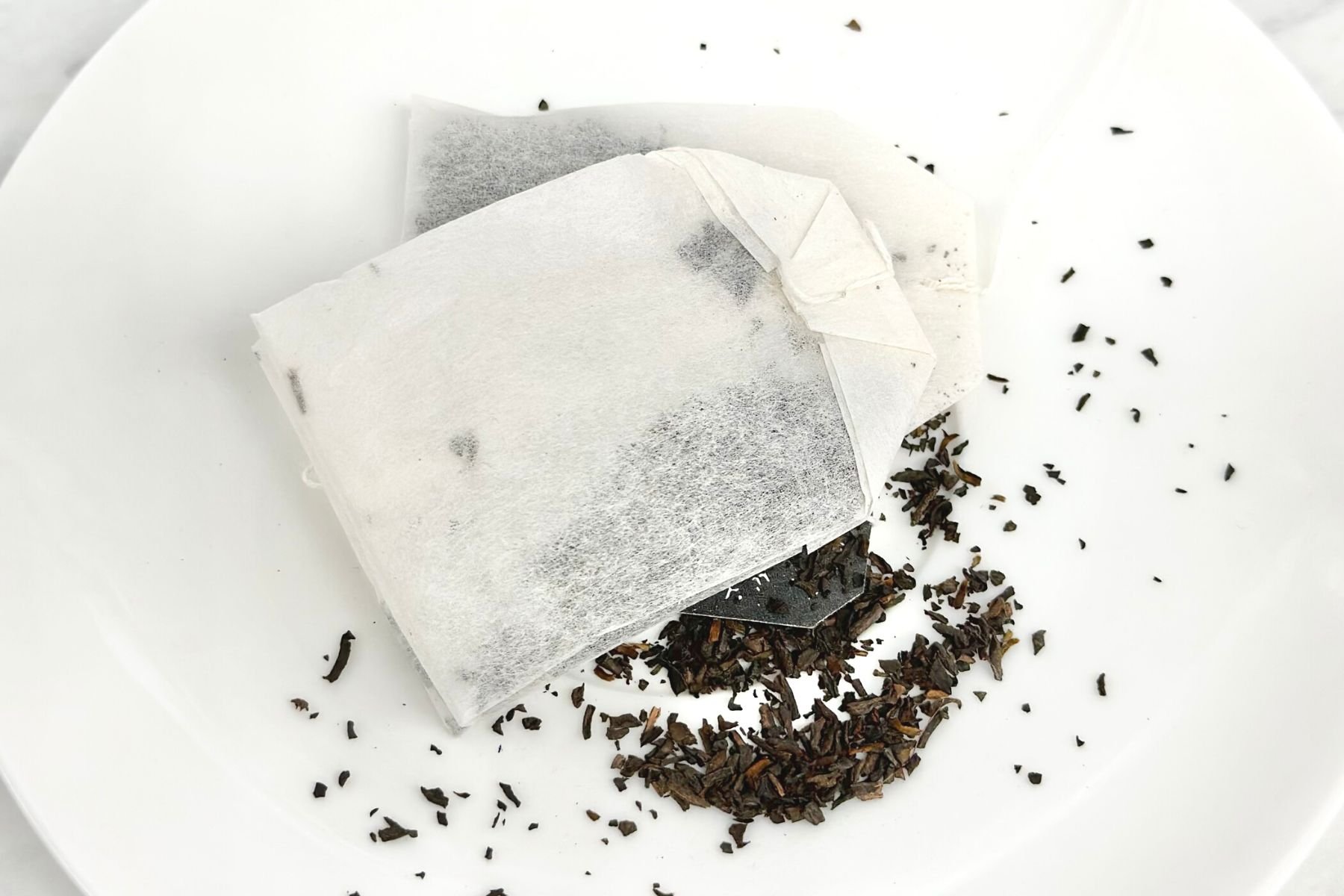 How Much Tea is in a Teabag? - Daily Tea Time