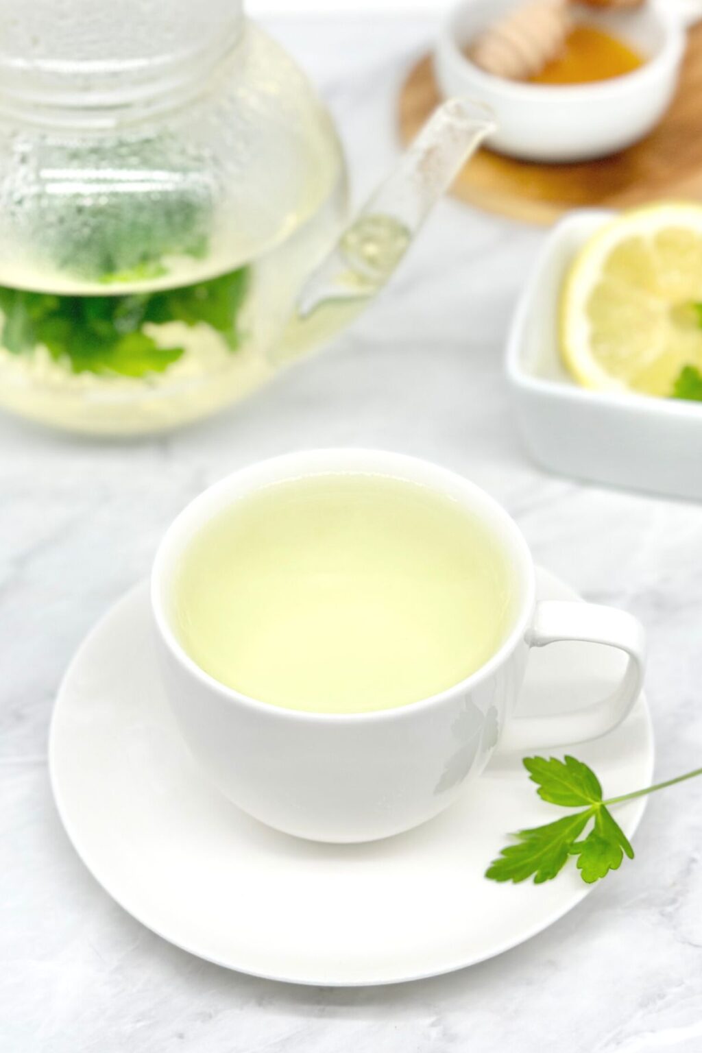 How to Make Parsley Tea (hot or iced) - Daily Tea Time