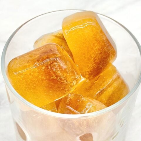 Easy Ice Tea Ice Cubes Recipe - Daily Tea Time