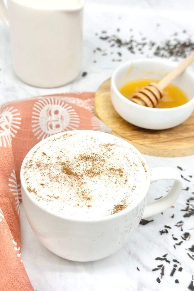 Oolong Tea Latte Recipe - Daily Tea Time