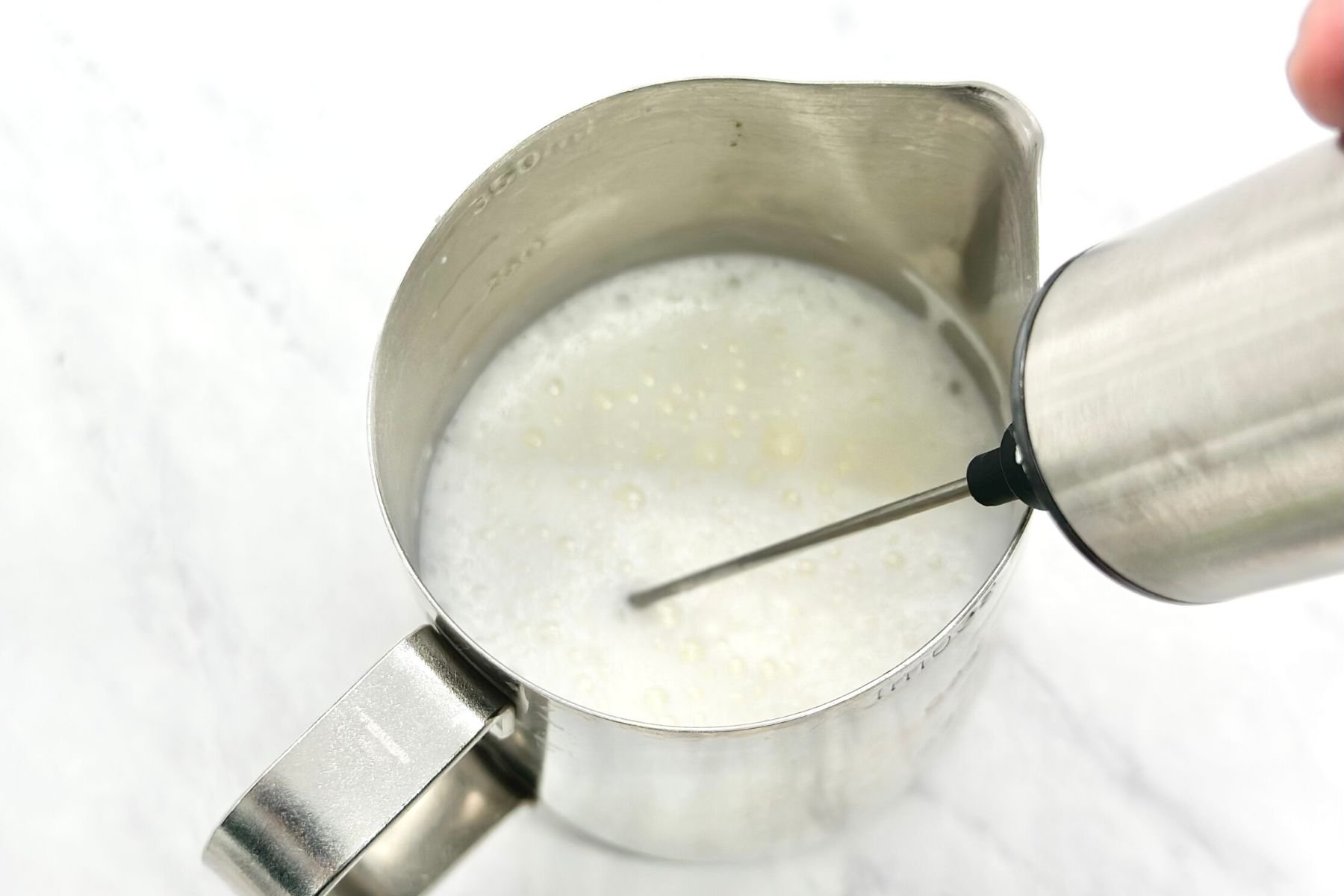 Cozy Homemade Thai Latte (easy recipe) - Daily Tea Time