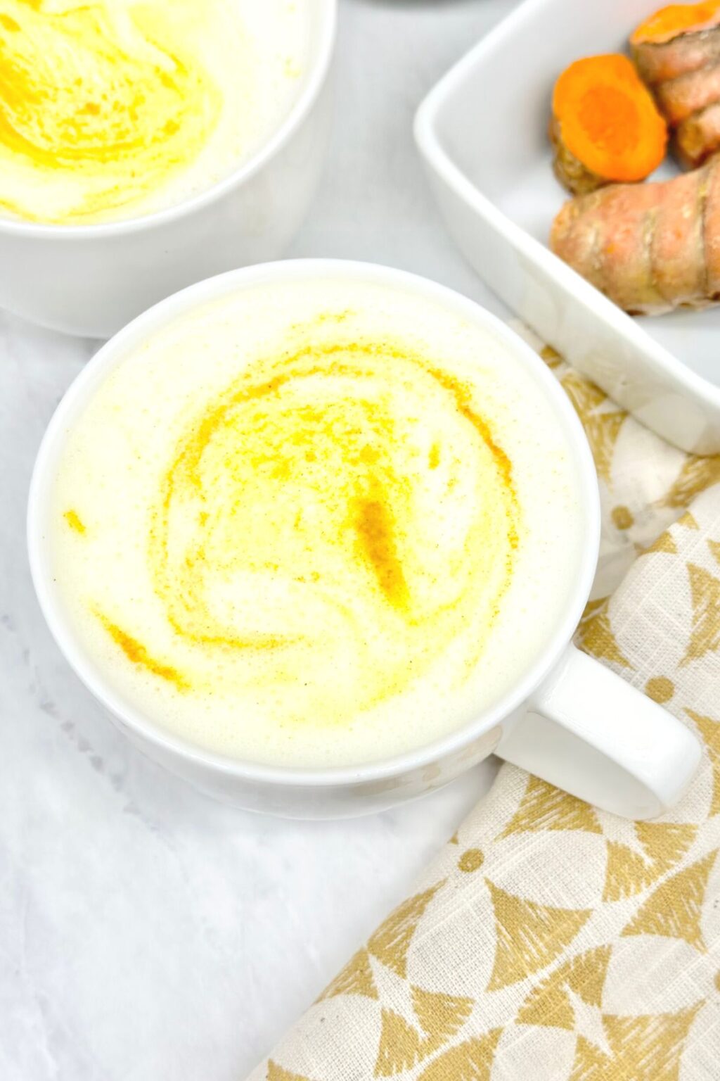 Homemade Turmeric Spiced Latte Recipe - Daily Tea Time