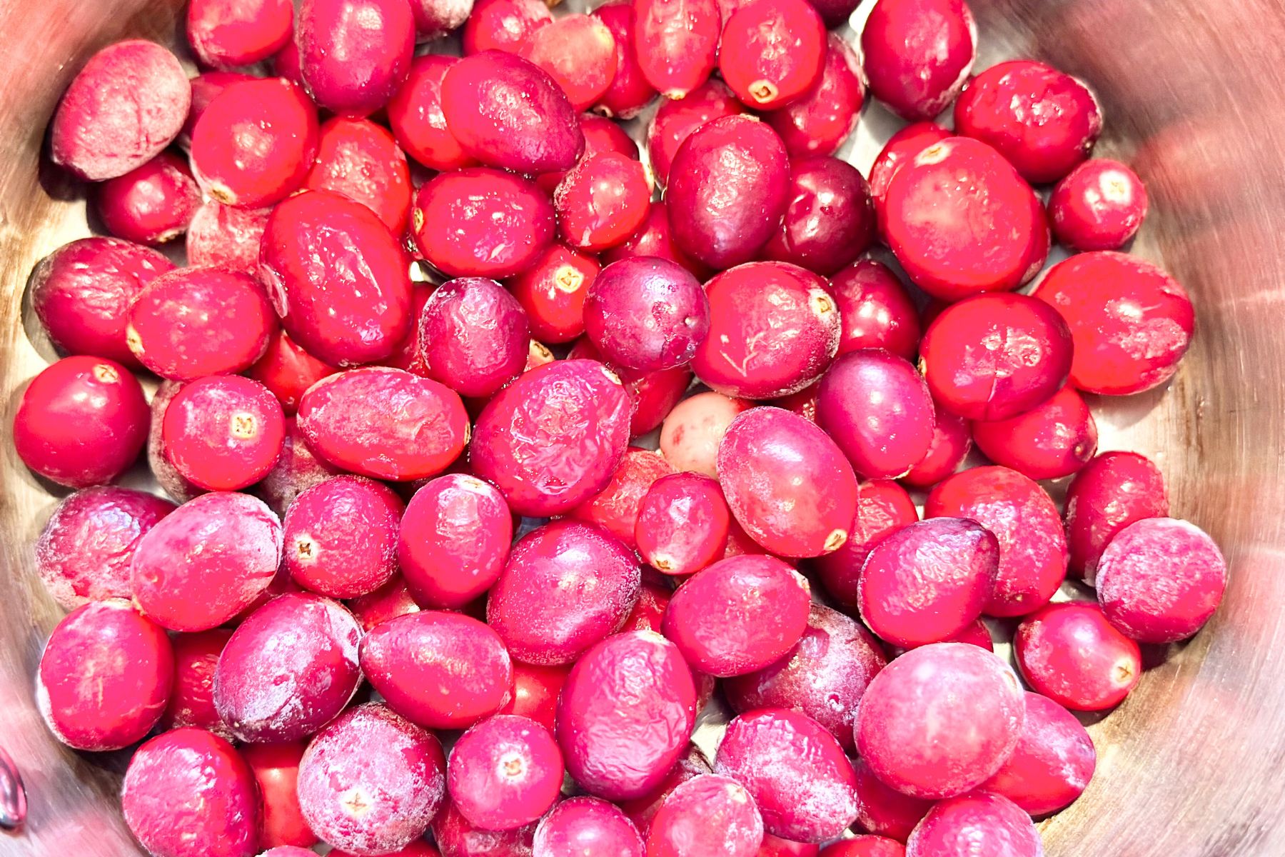 Fresh Cranberry Hibiscus Tea Recipe with Orange and Honey - Daily Tea Time