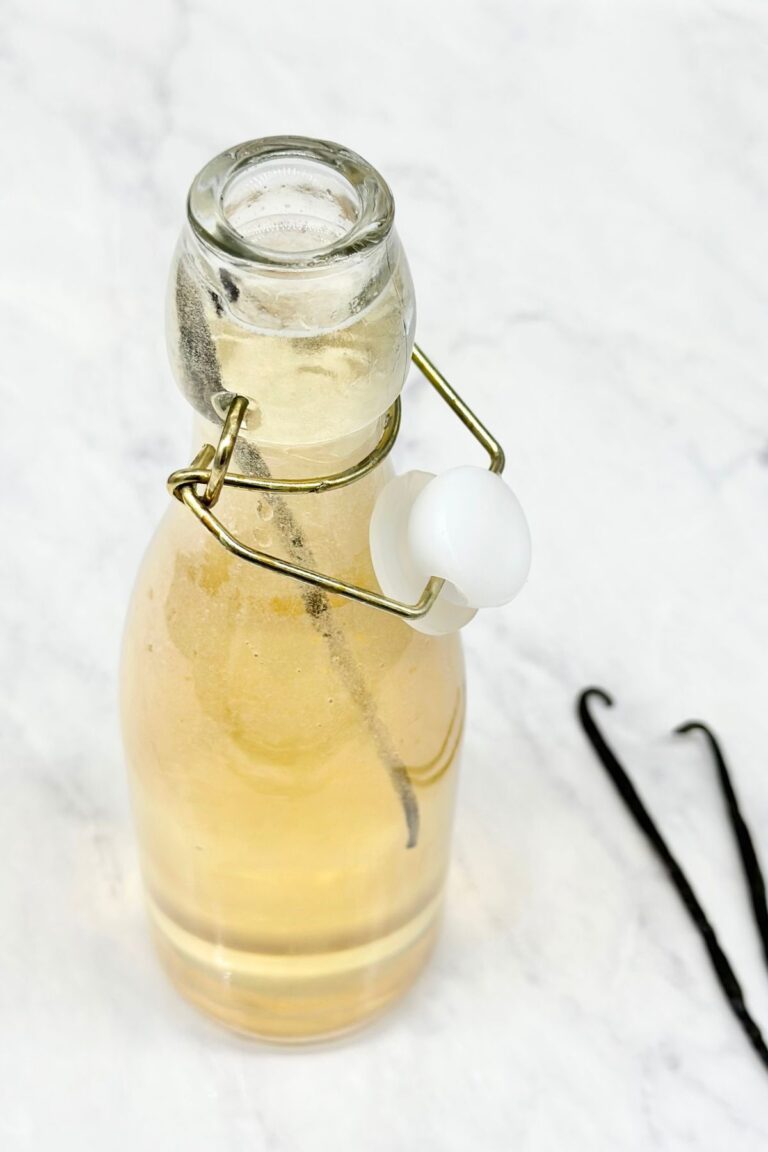 Homemade Vanilla Simple Syrup Recipe - Daily Tea Time